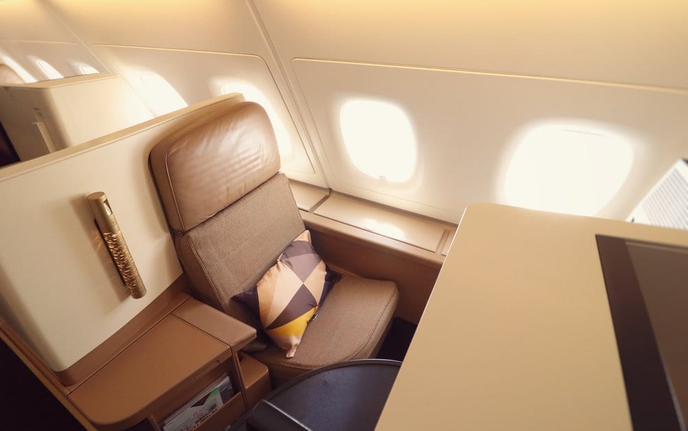 A 360° Look At Etihad's (AMAZING) First Class Apartment On The Airbus ...