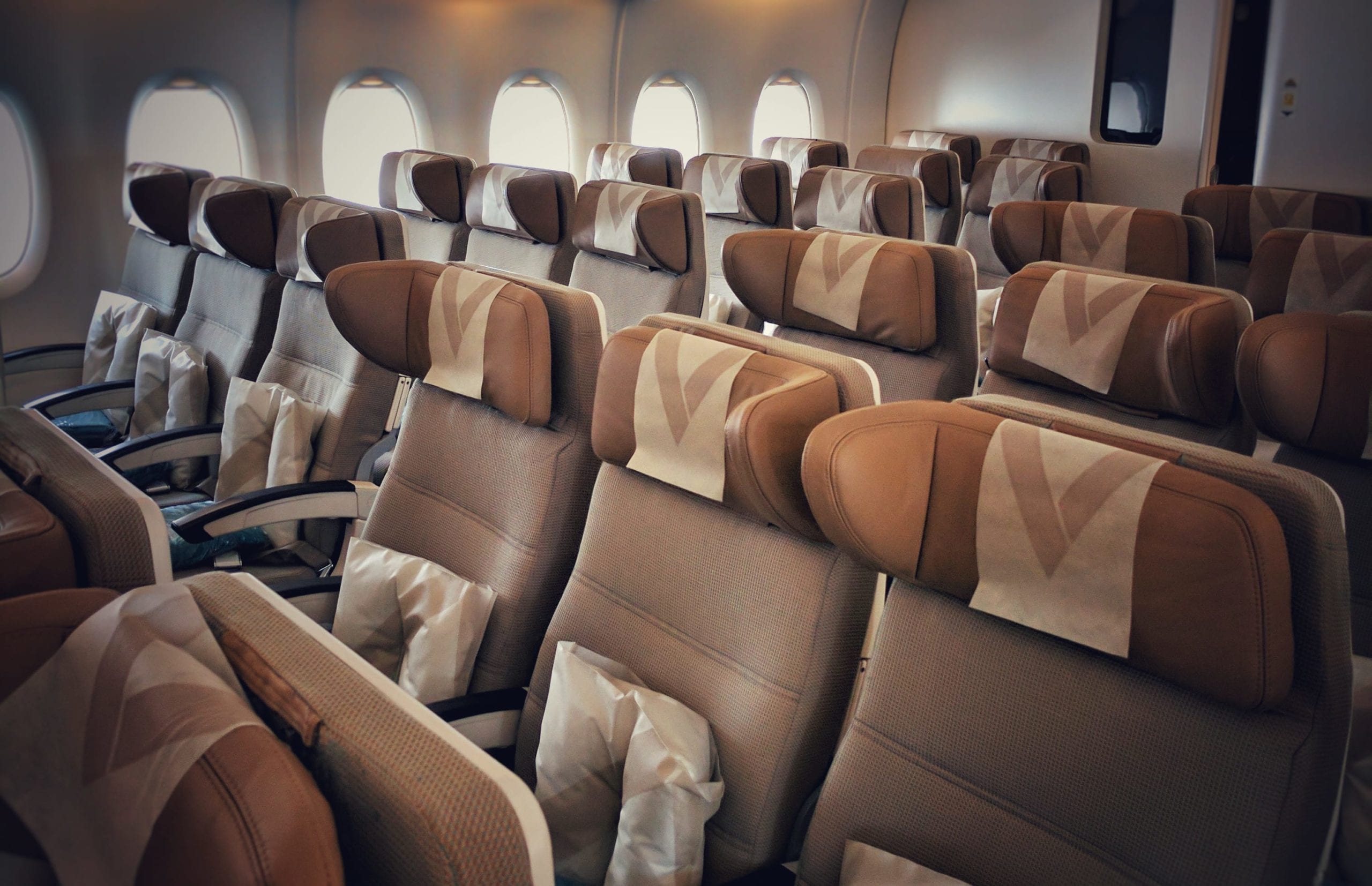 12 Steps To Make Flying Economy Feel Like A Breeze... - God Save The Points