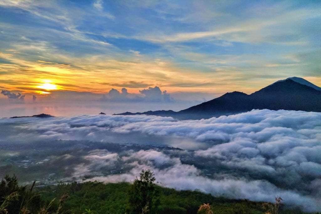 Fly Premium Economy To Bali On Singapore Air From $1200 Round Trip...