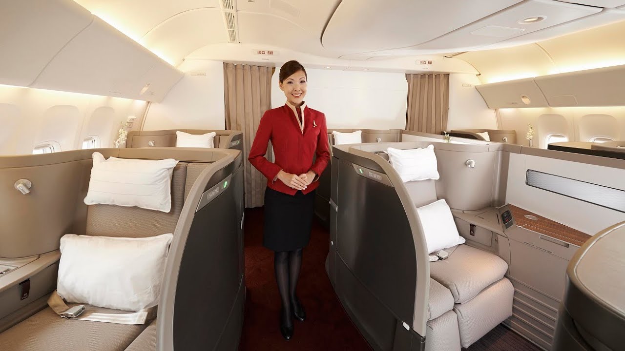 Major Airlines Drop Mask Requirement For First & Business Class